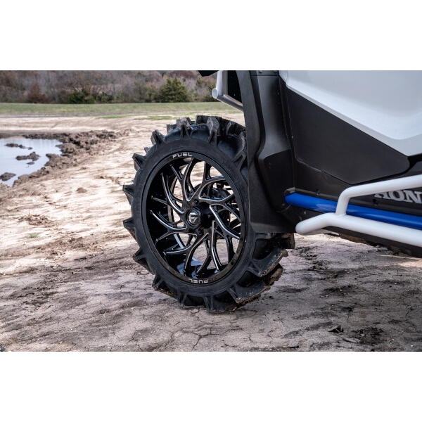 D741 Runner 24x7 4/136 Gloss Black Milled +13 Wheel